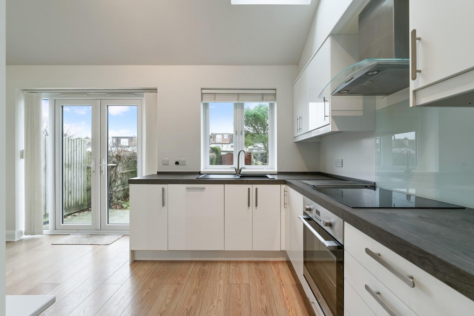 Stoneleigh Avenue, Worcester Park | The Personal Agent